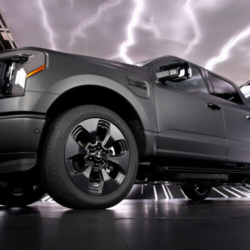 Ford promet un «moment du modèle T» en août avec un «véhicule ...